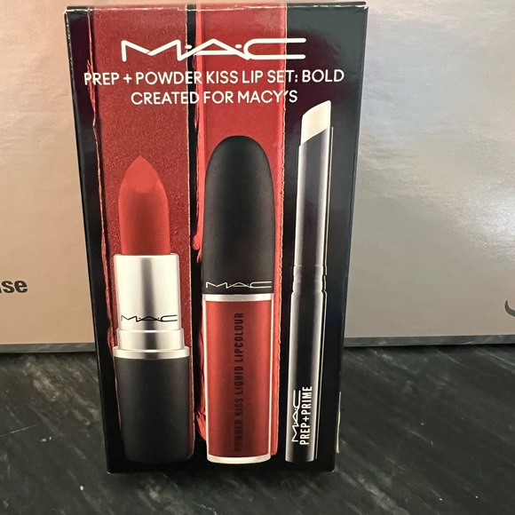 MAC Cosmetics | Makeup | Mac Prep Powder Kiss Lip Set | Poshmark